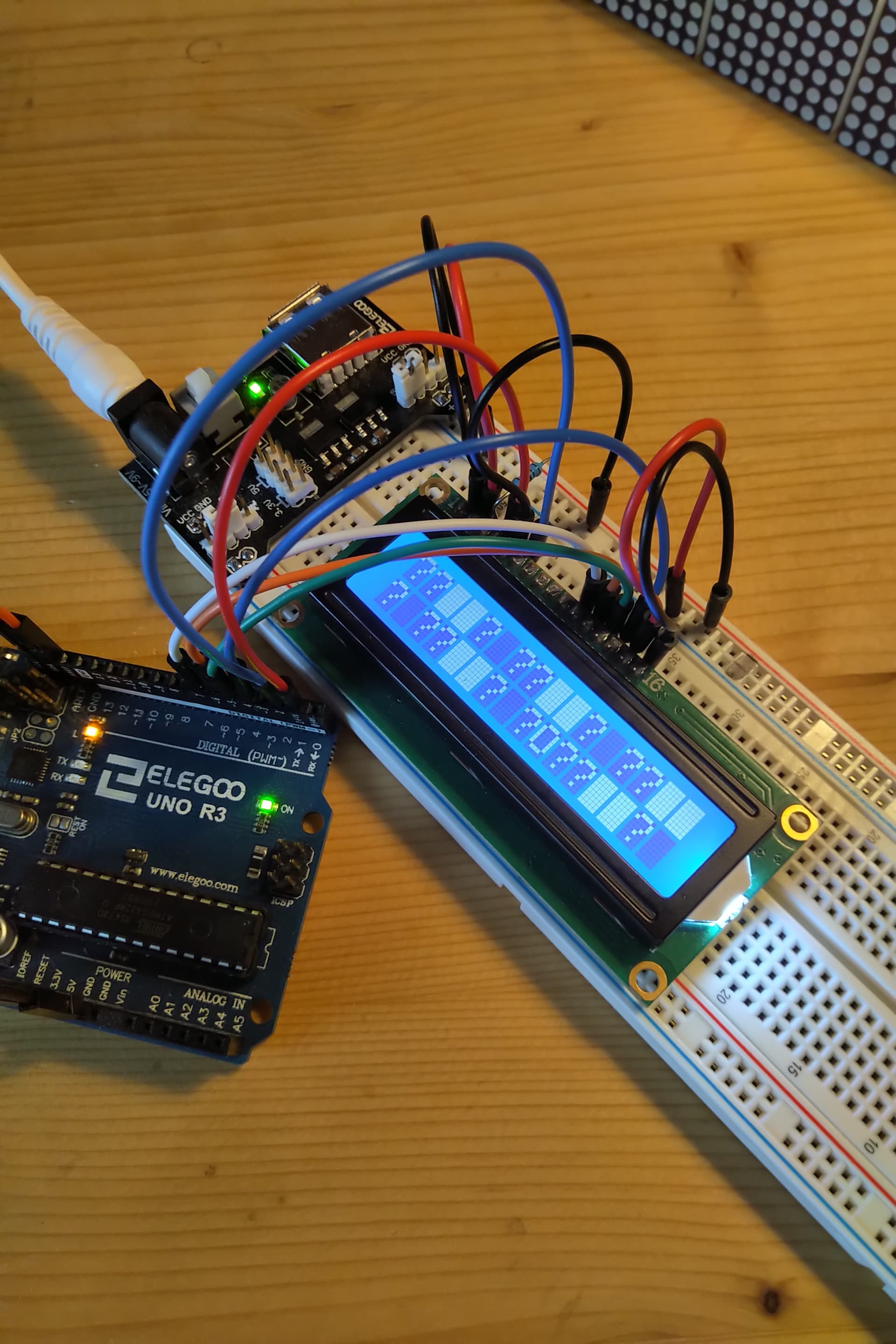 Lcd1602 And Power Module Mb V2 Displays Arduino Forum