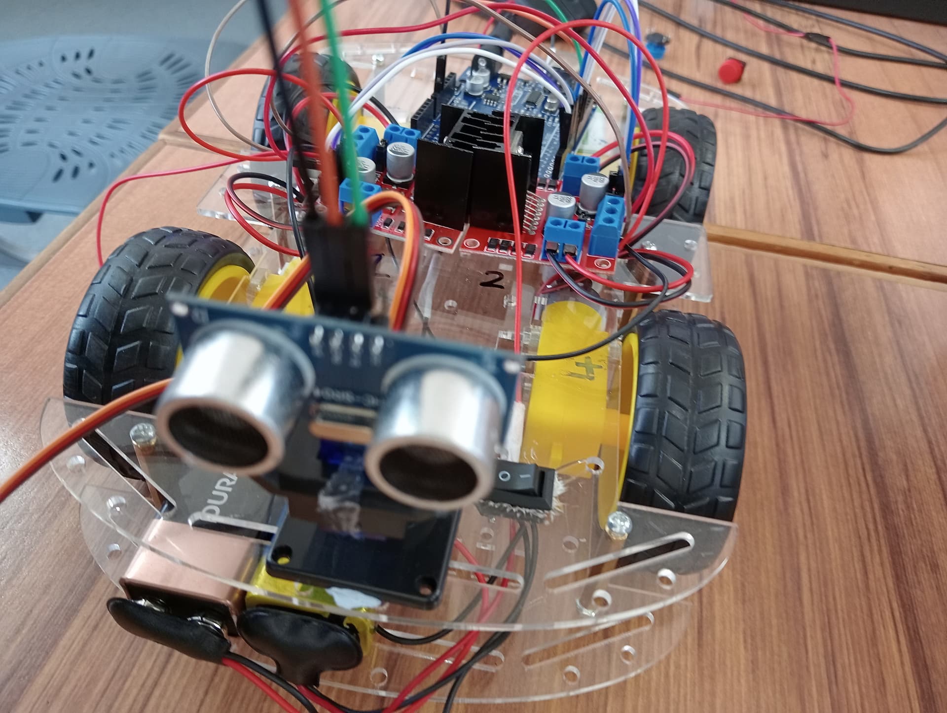 Why is my Ultrosonic Sensor working on my car without power? - Project ...