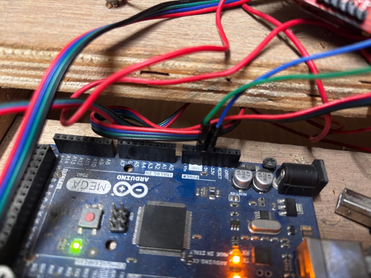 [Bug?] Arduino Mega 5V Pin Shows 14V Over USB — No Heating, Fully Functional - General ...