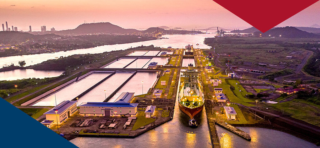 Panama Canal new requirement - Installation of a fixed piloting unit ...