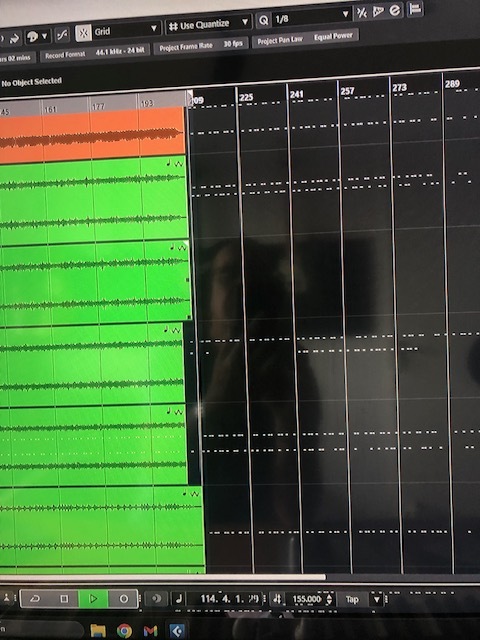Horizontal white dots in screen Cubase 13 - Cubase - Steinberg Forums
