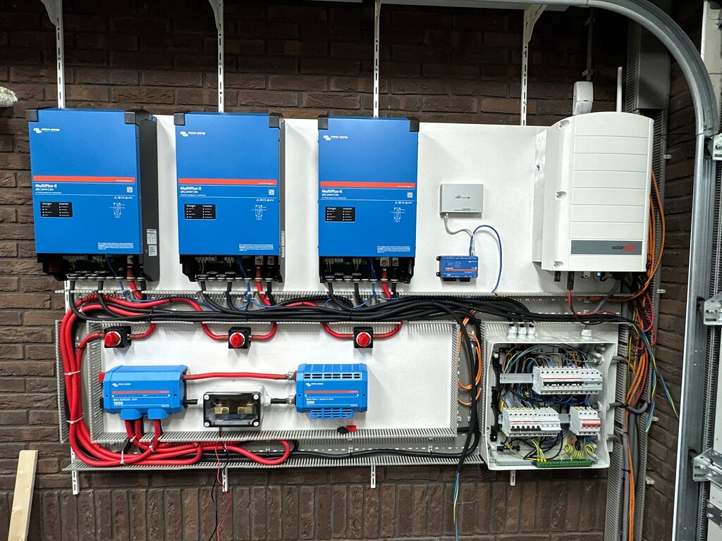 ESS - 3 phase MultiPlus-II setup with SolarEdge - Show us your system ...